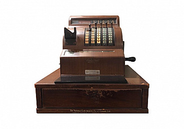 Cash register by National, 1940s | intOndo