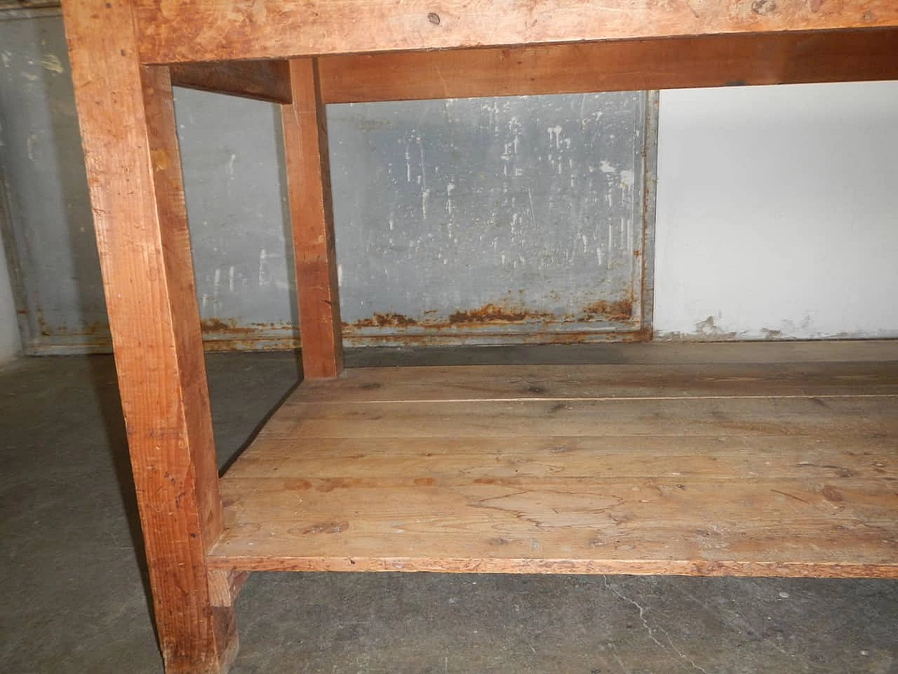 Large double top work table in wood and formica, 70s | intOndo