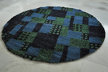 Round long pile rug with fantasy, 70's | intOndo