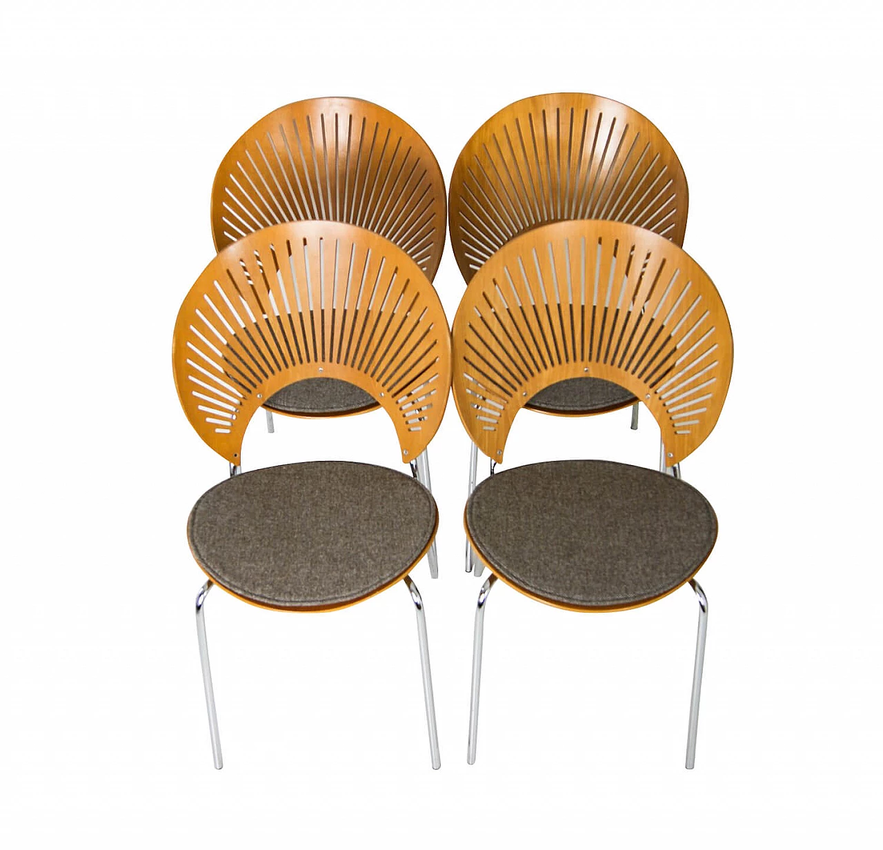 4 Trinidad chairs by Nana Ditzel for Fredericia Stolefabrik | intOndo