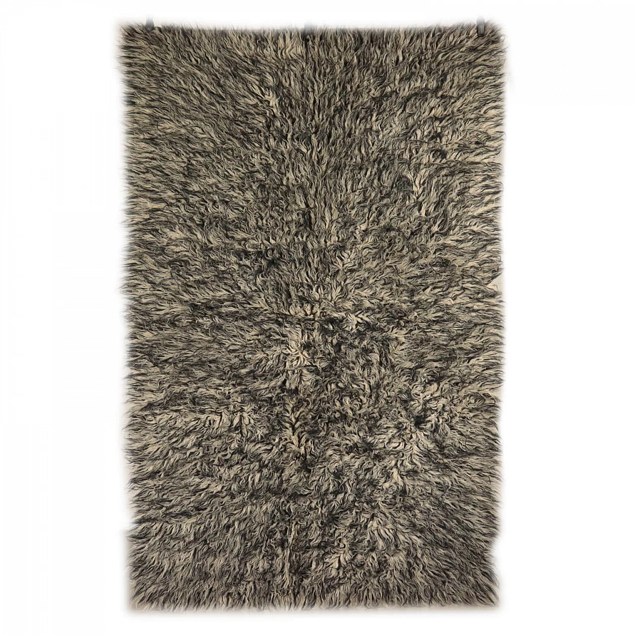 Shaggy long pile wool rug, 1970s | intOndo