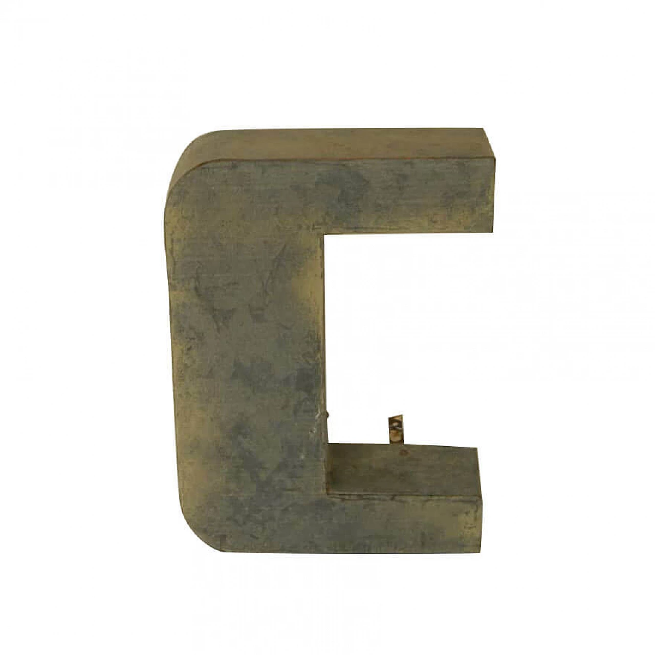 Wall decor capital letter C made in tin, 70s | intOndo