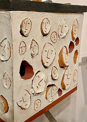 Terracotta sculpture by Alberto De Braud, The cube, 2004 | intOndo