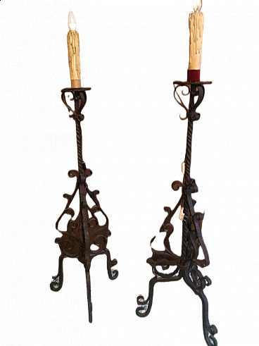 Pair of wrought iron torches, 19th century | intOndo