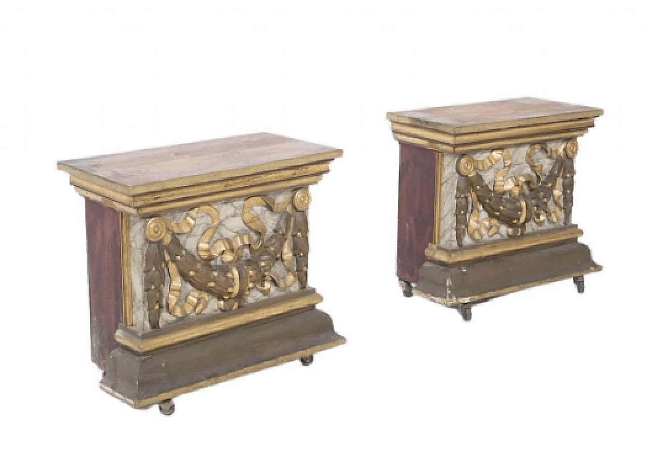 Pair of baroque lacquered wood side tables, 17th century | intOndo