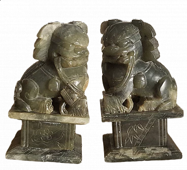 Pair of Chinese Pho dogs sculptures, 1960s | intOndo