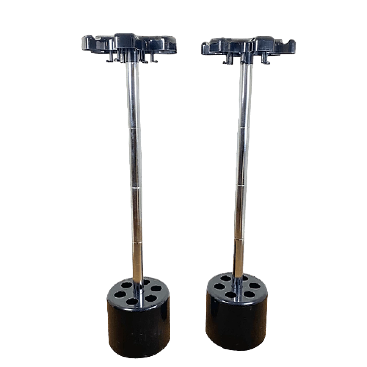 Pair of VIP coat racks by Lucci and Orlandini for Velca, 1970 | intOndo