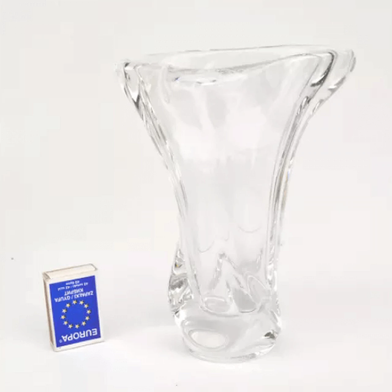 Crystal vase by Art Vannes, 1970s | intOndo