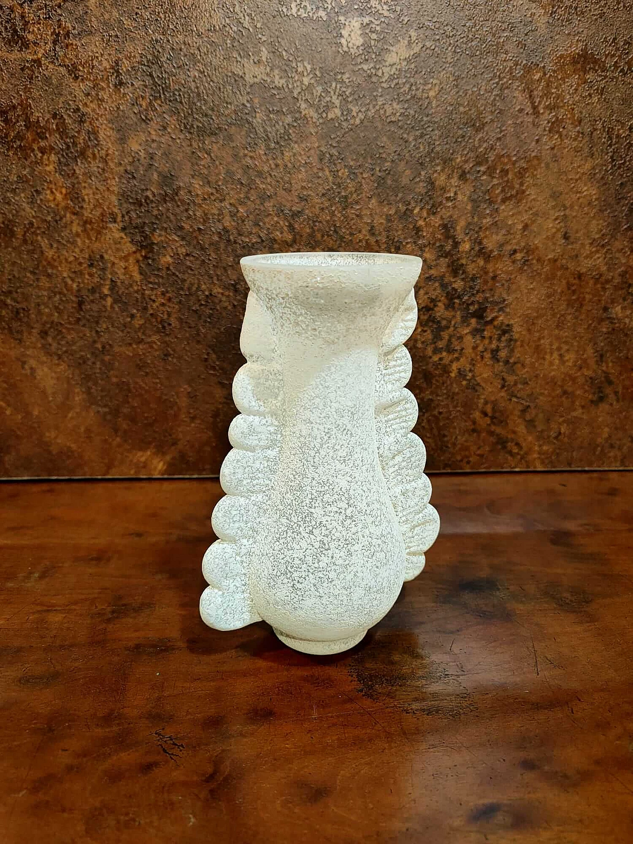 White Scavo glass vase by Vittorio Rigattieri for Seguso, 1970s | intOndo
