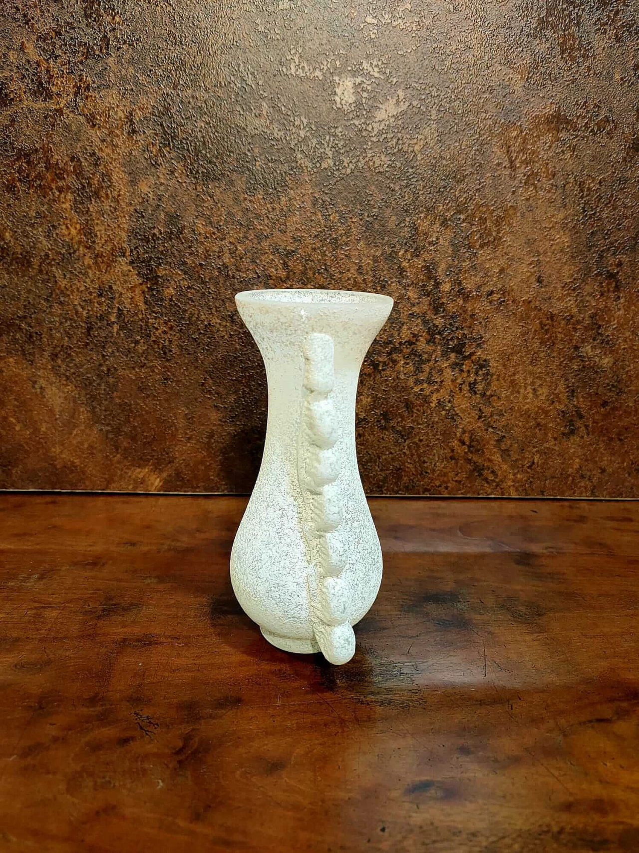 White Scavo glass vase by Vittorio Rigattieri for Seguso, 1970s | intOndo