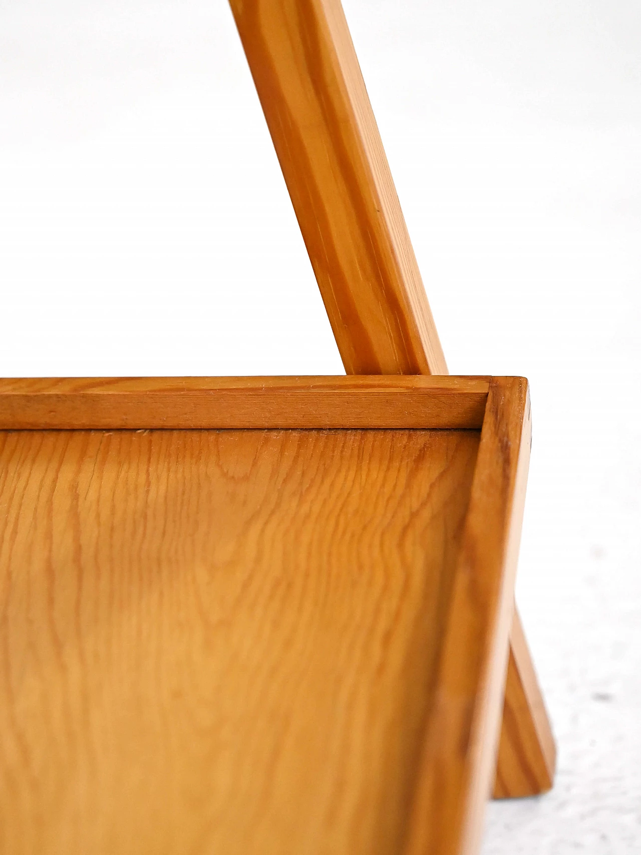 Two-shelf folding coffee table, 1960s | intOndo
