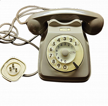 Face Standard F63 rotary phone for SIP, 1960s | intOndo