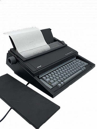Olivetti ET Personal 510-II typewriter, 1980s | intOndo