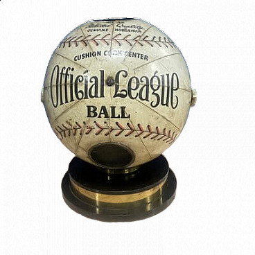 Radio trophy in the shape of a baseball, 1941 | intOndo