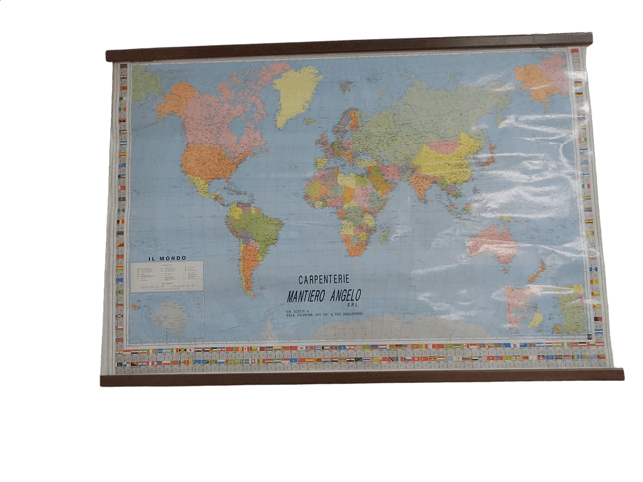 World map by Freytag & Berndt, 1980s | intOndo