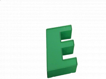 Green plastic letter E, 1980s | intOndo