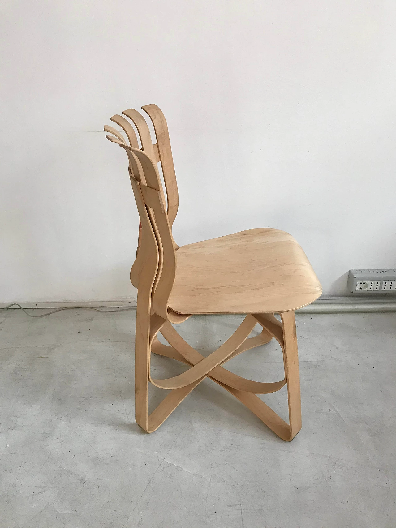 Pair of Hat Trick maple chairs by Frank Gehry for Knoll USA, 1993 | intOndo