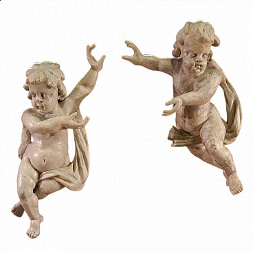 Pair of painted wooden sculptures of putti, 18th century | intOndo