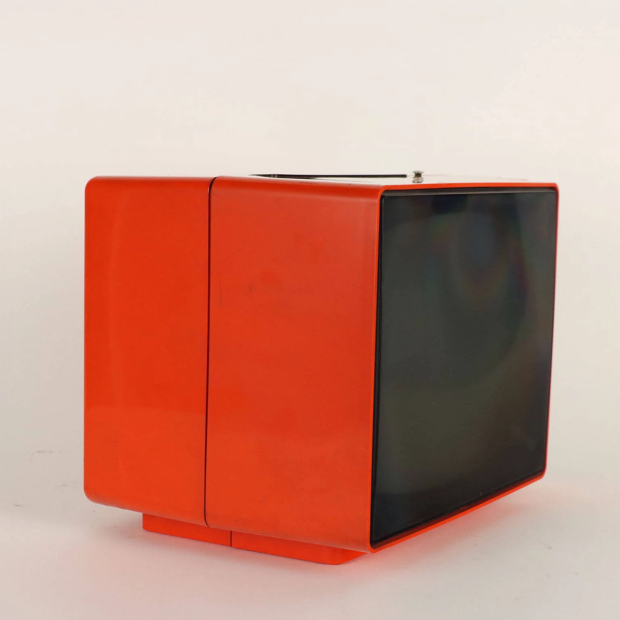 Analogue TV Europhon Apollo 3000 by Adriano Rampoldi, 1970s | intOndo