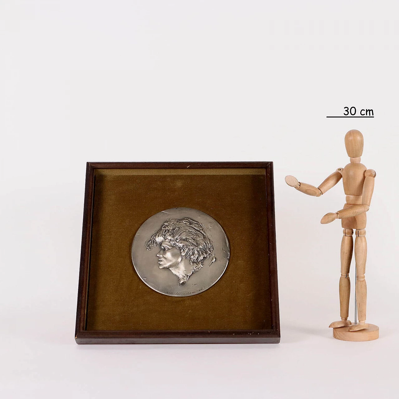 Pietro Annigoni, female face, silver bas-relief, 1970s | intOndo