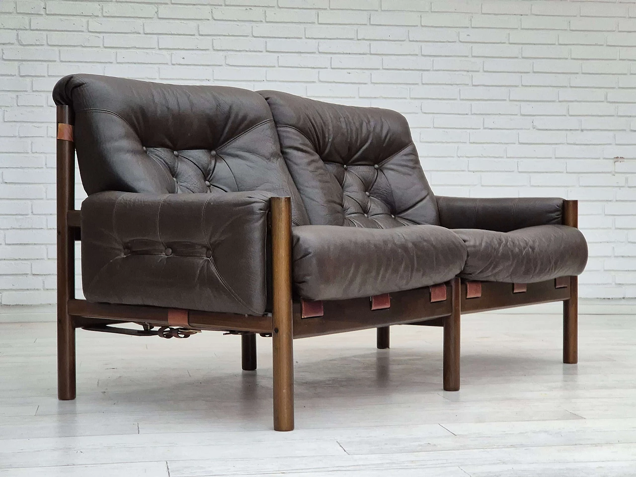 Safari two-seater sofa by Ivar Opsvik for Bruksbo Norway, 1970s | intOndo