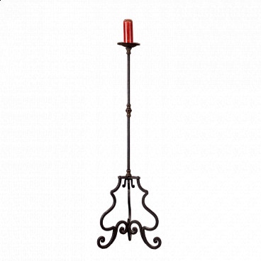 Wrought iron torch holder with gilded bronze details | intOndo