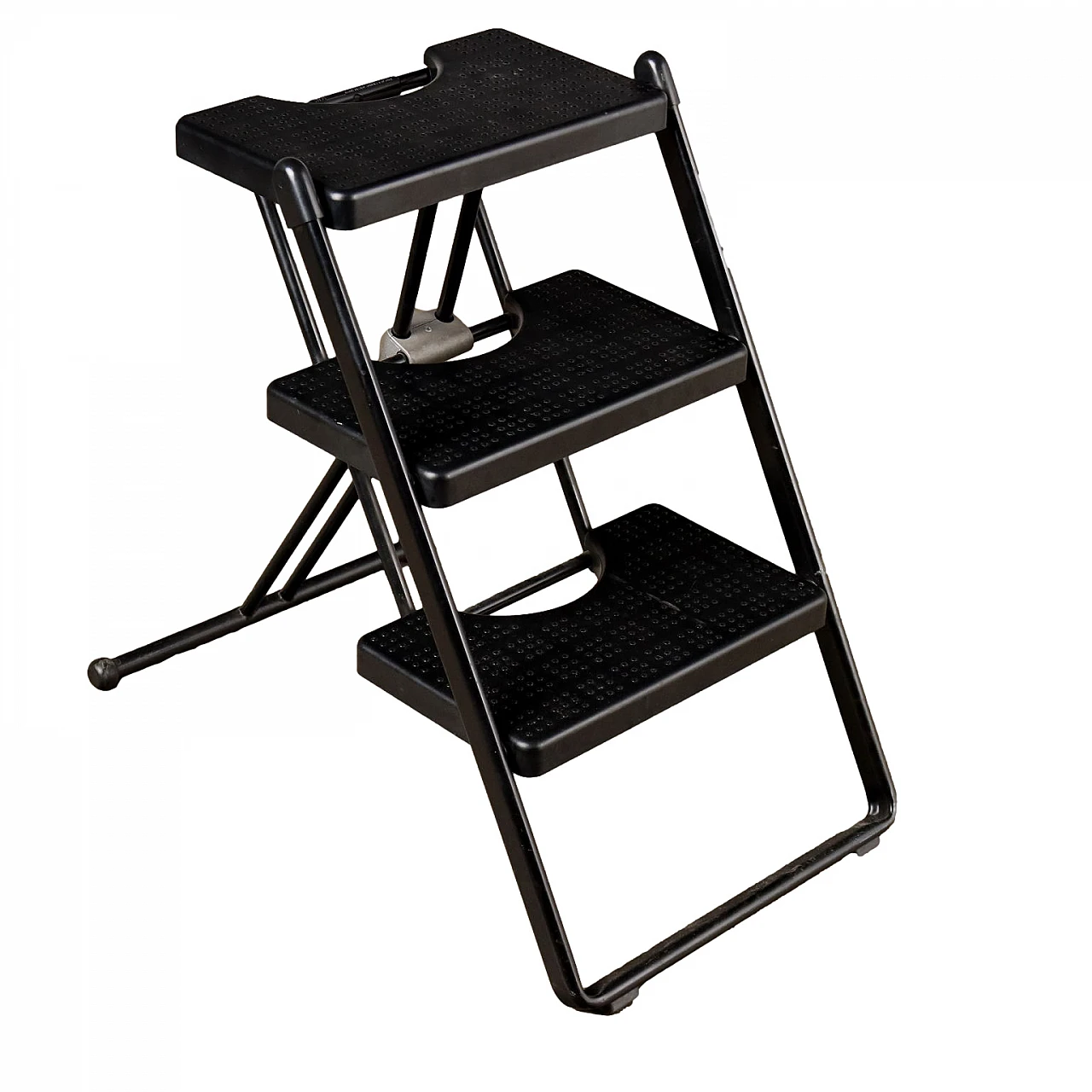 Step ladder by Andries Onck for Magis, 1980s | intOndo