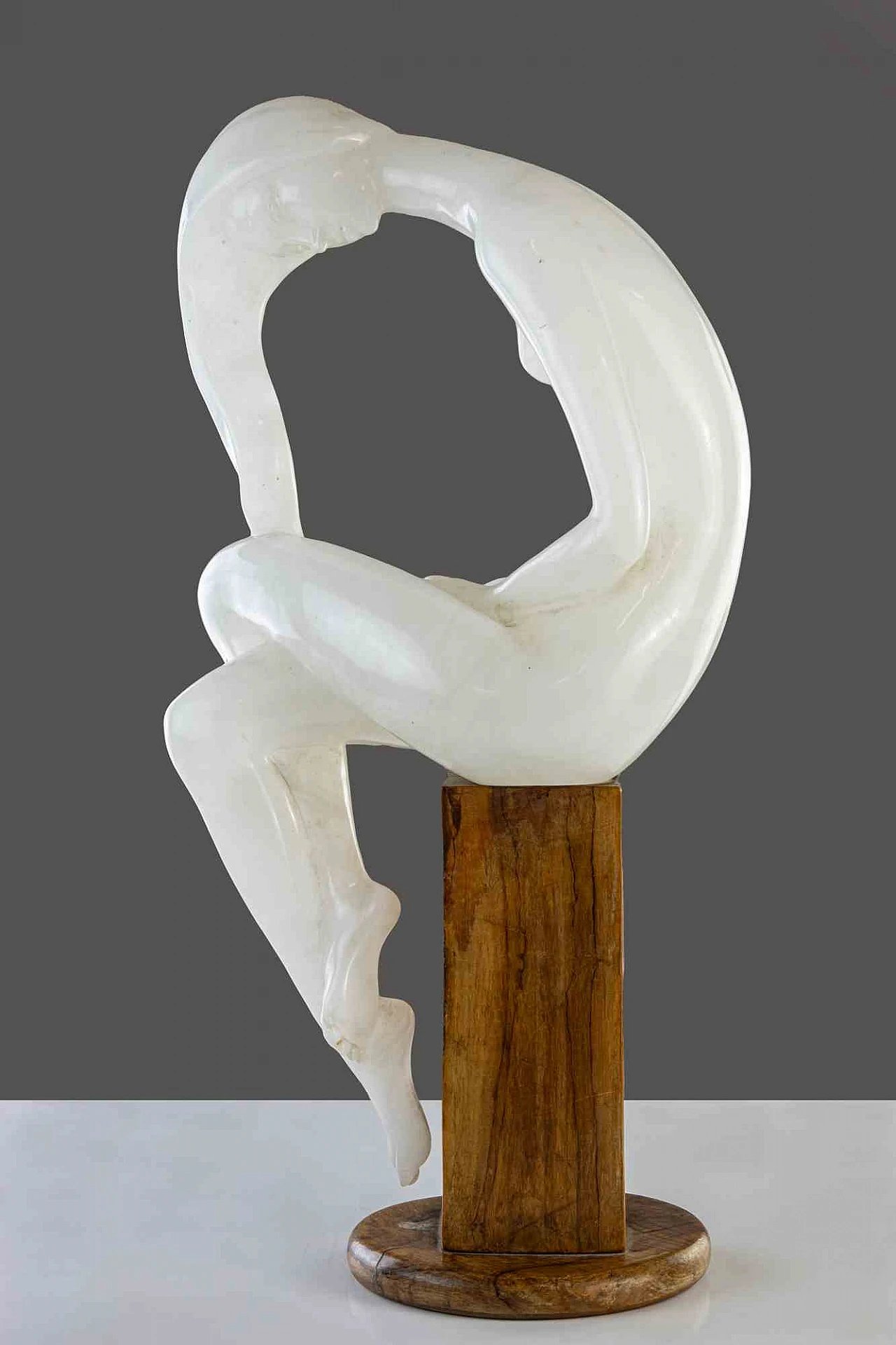 Alabaster sculpture, 2000s | intOndo