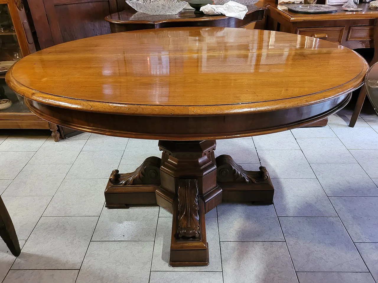 Extendable table in walnut wood, Italy | intOndo