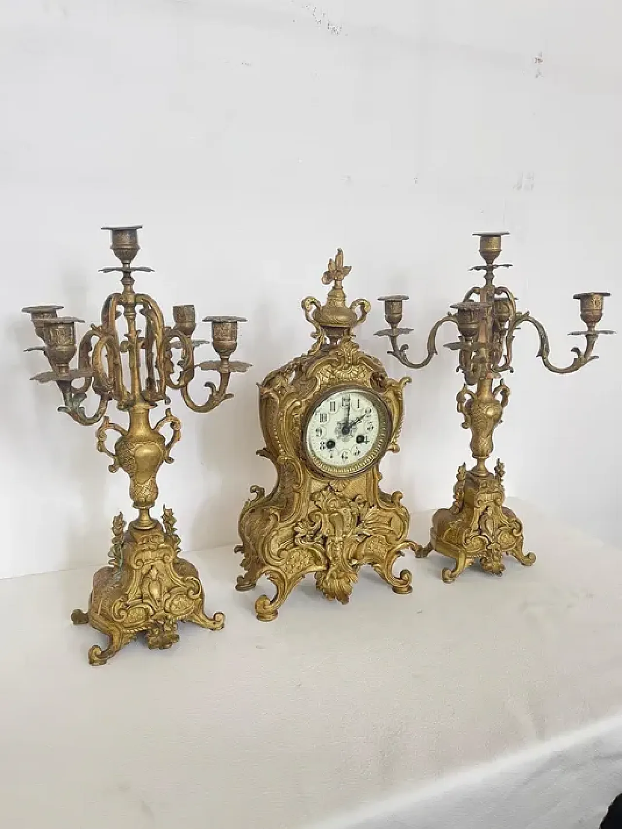 Triptych in gilded bronze, 19th century | intOndo