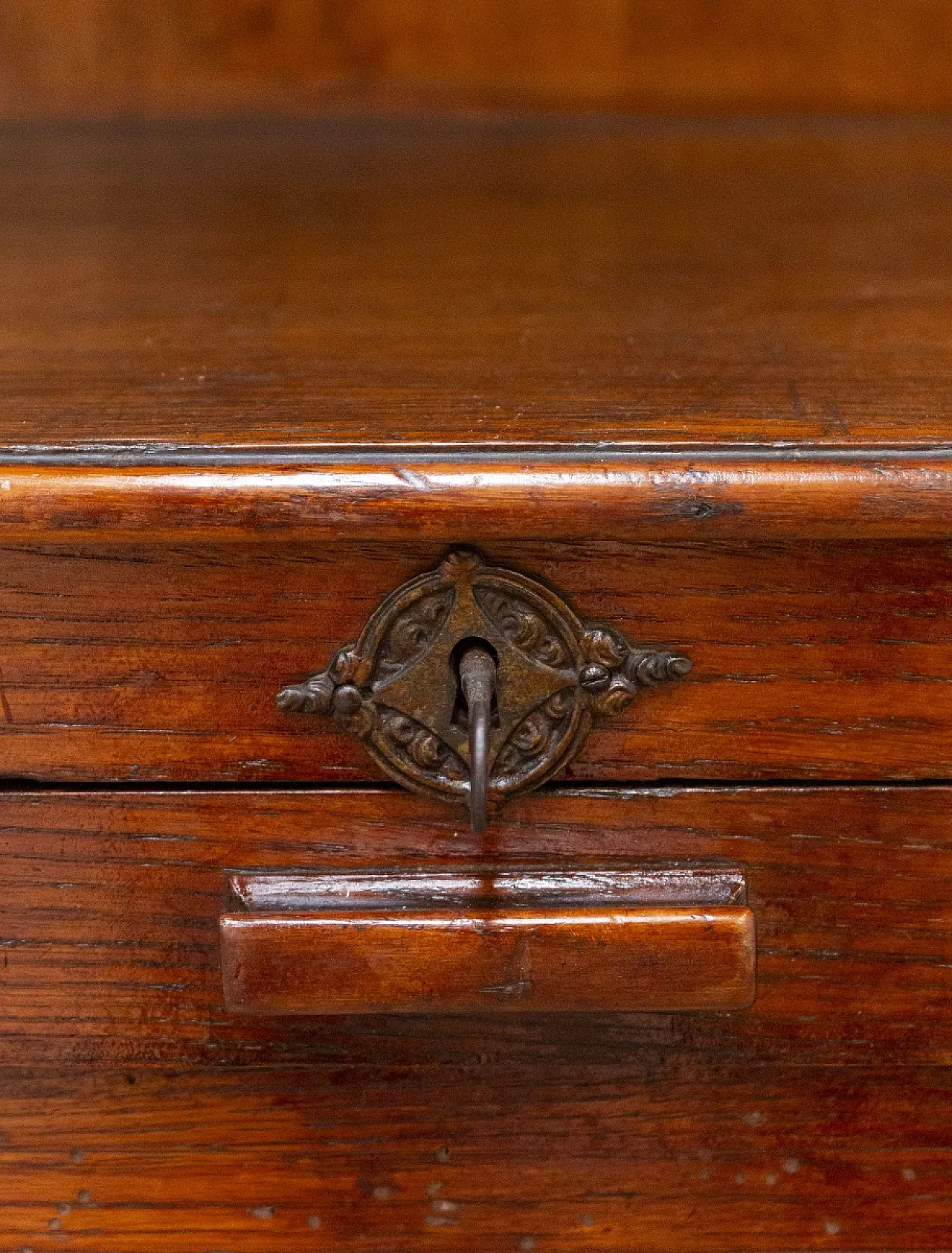 Office cabinet with shutter, 1930s | intOndo